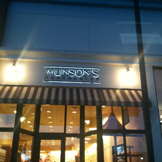 Munson's Chocolates - 86 Evergreen Way