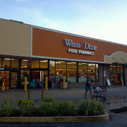 Winn-Dixie - Grocery Store in Deland