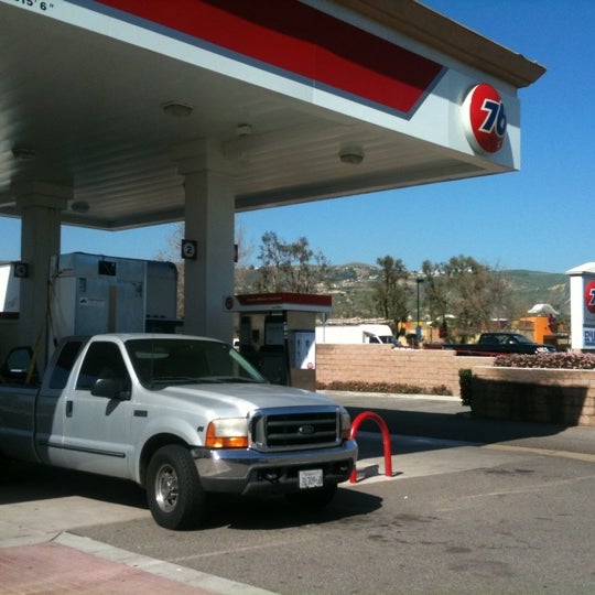 76 - Fuel Station in Anaheim