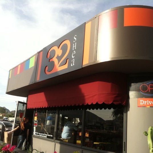 32 Shea - Café