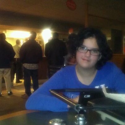 Round Table Pizza - 2810 E St