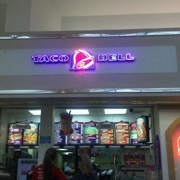 Taco Bell (Now Closed) - Fast Food Restaurant