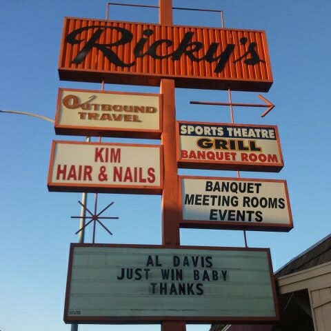 Best Places To Watch The Raiders/Sports Bar