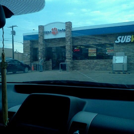 Exxon - Fuel Station