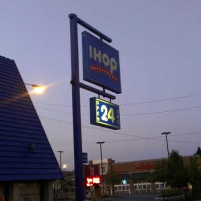IHOP - Logan Square - Chicago, IL