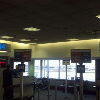 Gate B14 - Airport Gate