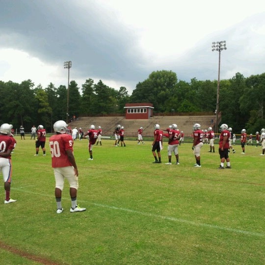 West Mecklenburg High School - High School in Pawtuckett