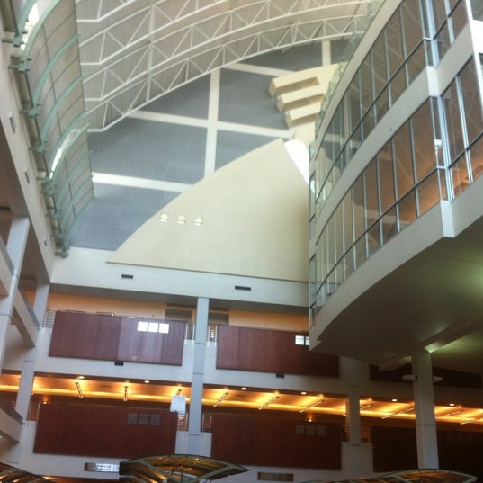 Photos at UNLV Lied Library - 32 tips from 1413 visitors