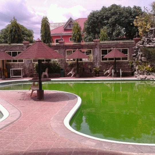 Shunji's Resort - Baltazar Compound, Patiis Road, Malanday