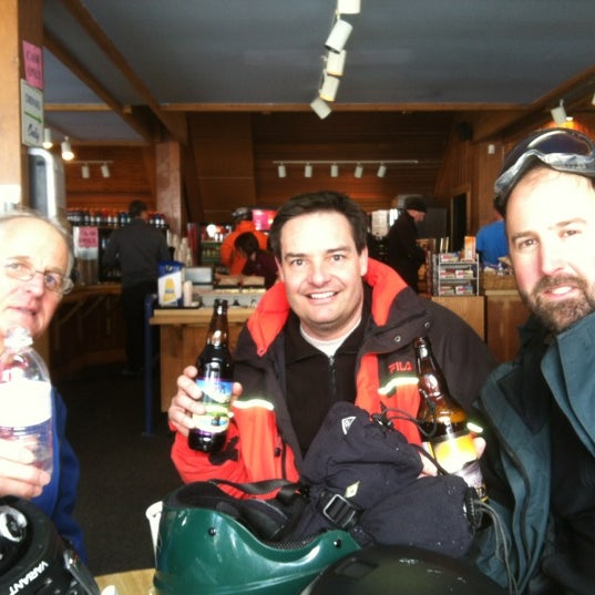 The Pathfinder Bar @ Wolf Creek - Bar