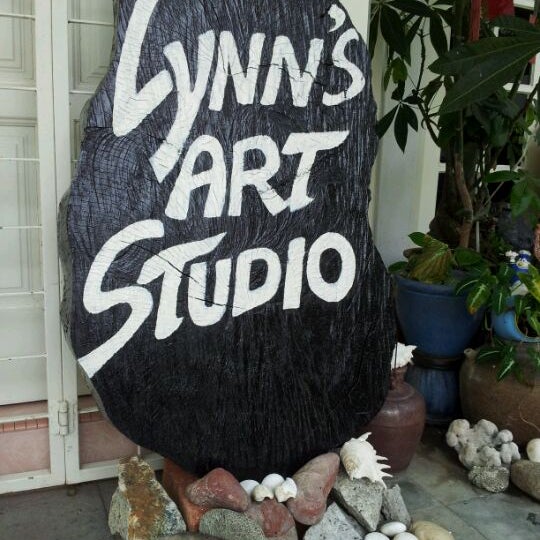 lynn teoh painting studio, tg bungah - 21 visitors