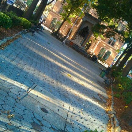 Cooper Triangle - Plaza in New York