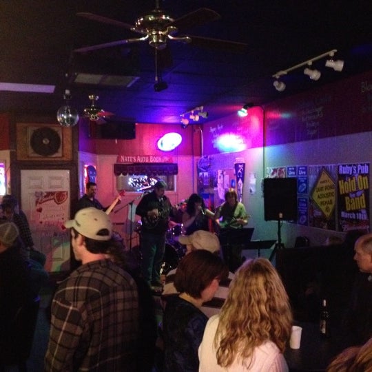 Ruby's Pub - Bar