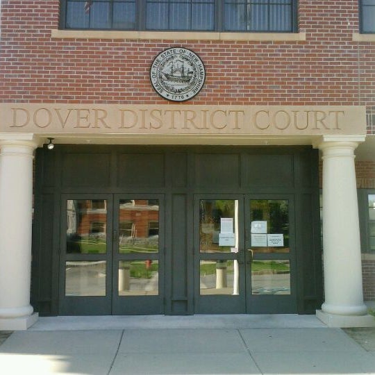 District Courthouse - 25 Saint Thomas St
