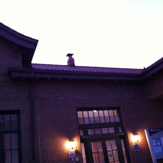 Photos at Mattoon Amtrak Station (MAT) - Platform