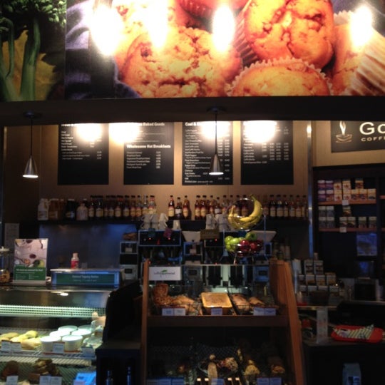 Good Earth Cafe - Downtown Calgary - 3 tips