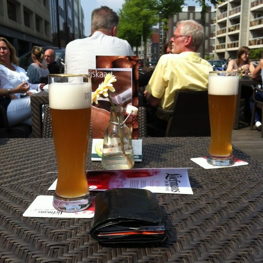 Café Stads - Bergen - Paradijslaan 48