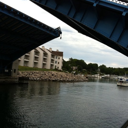 Bridge Park - Bridge Street