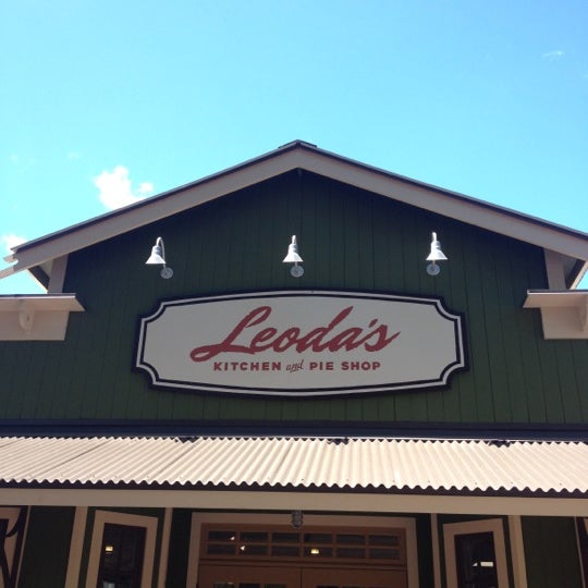 Leoda's Kitchen & Pie Shop - Bakery in Olowalu