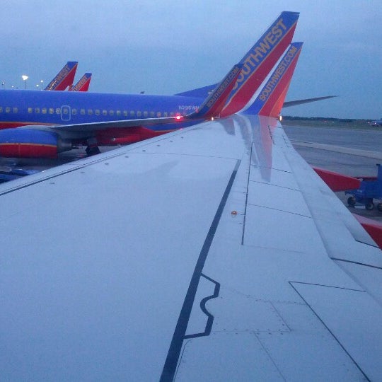 Gate A9 - Airport Gate