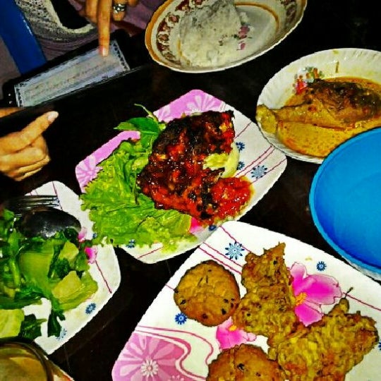 Sayur Menthog Pedas Pak Nardi - Sumberpucung, Jawa Timur