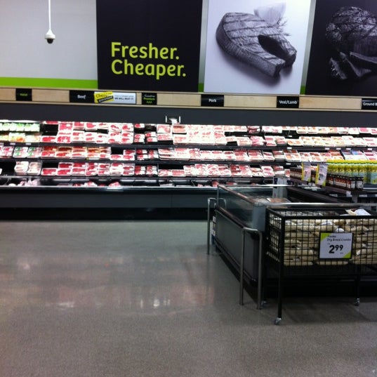 FreshCo Broadway & Dawson - 286 Broadway Ave