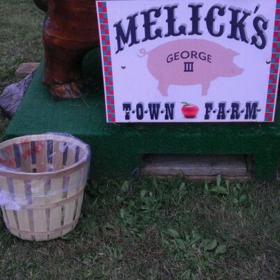 Melick's Town Farm Cider Mill & Orchards - 10 tips from 490 visitors