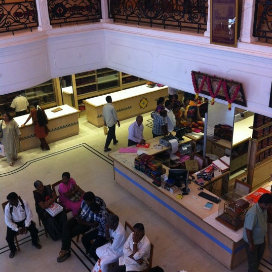 Nalli 100 - Thyagaraya Nagar - 4 tips