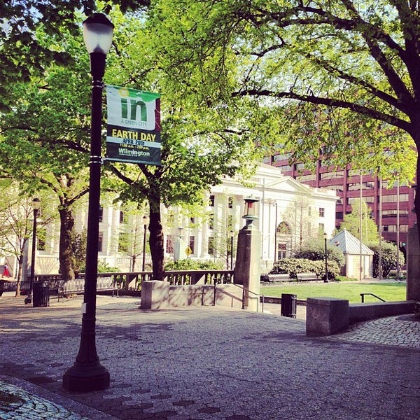 Rodney Square - Plaza in Downtown Wilmington