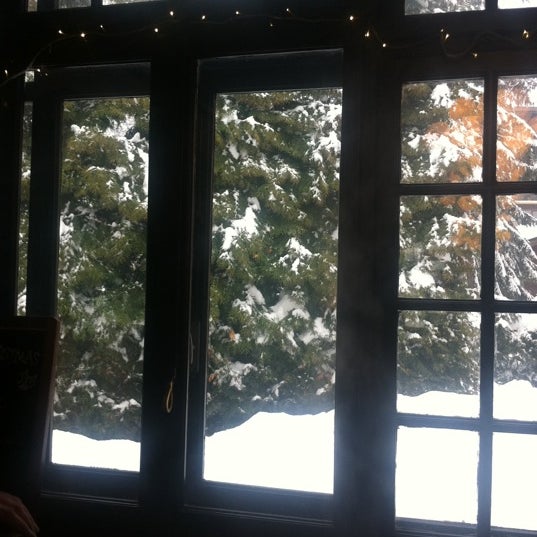 The Clubhouse (Now Closed) - Hotel