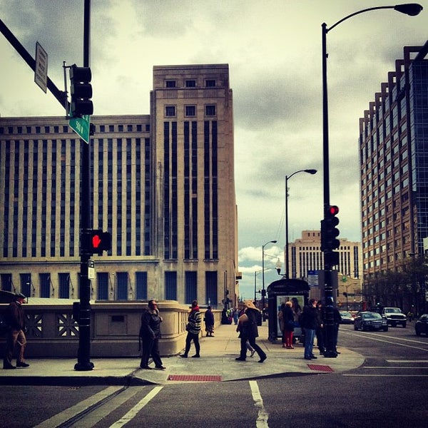 Megabus Stop - South Loop - 55 tips from 5041 visitors