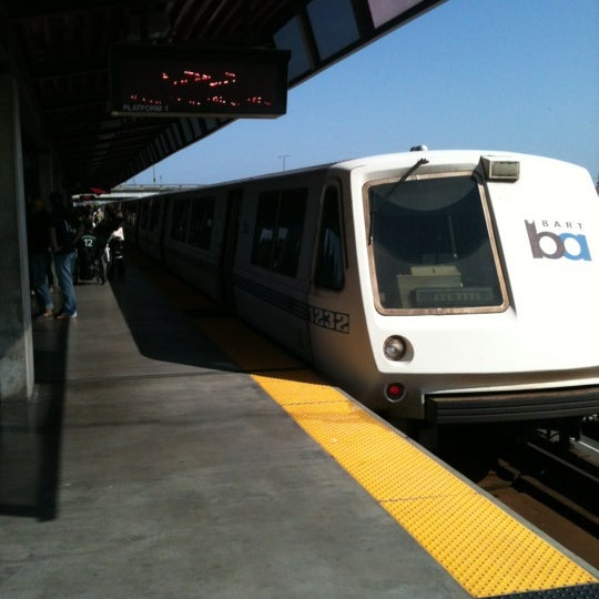 Coliseum BART Station - Coliseum - Oakland, CA