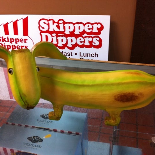 Skipper Dippers - Ice Cream Parlor in Tamaqua