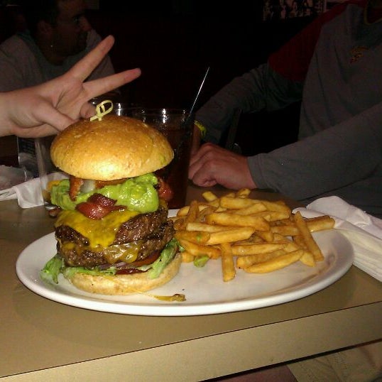 Traditions Bar & Grill - South LA - 14 tips from 1329 visitors