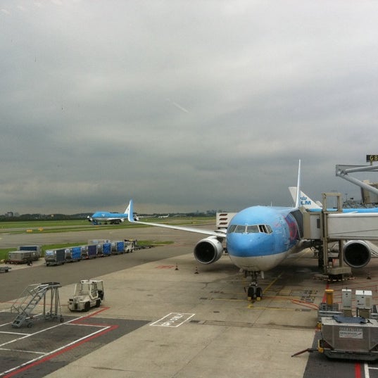 Gate G8 - Airport Gate