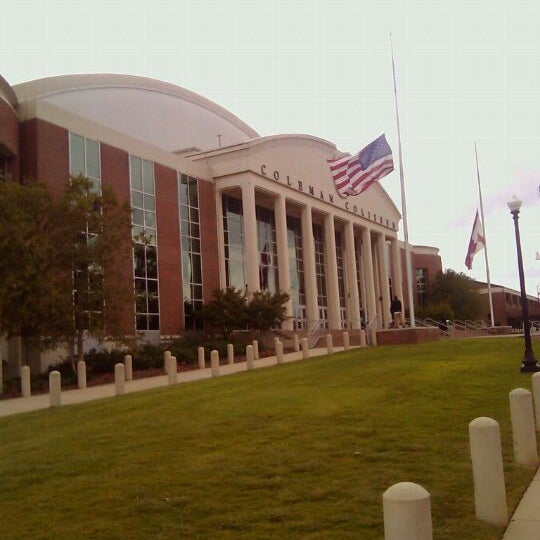Coleman Coliseum - College Basketball Court in Tuscaloosa