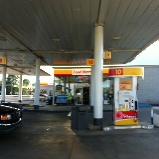 Shell - Fuel Station in Youngstown