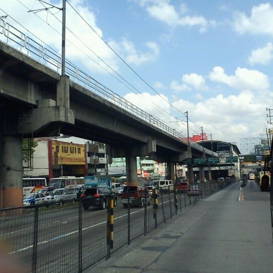 Photos at MRT3 - Araneta Center-Cubao Station - Metro Station in Quezon ...