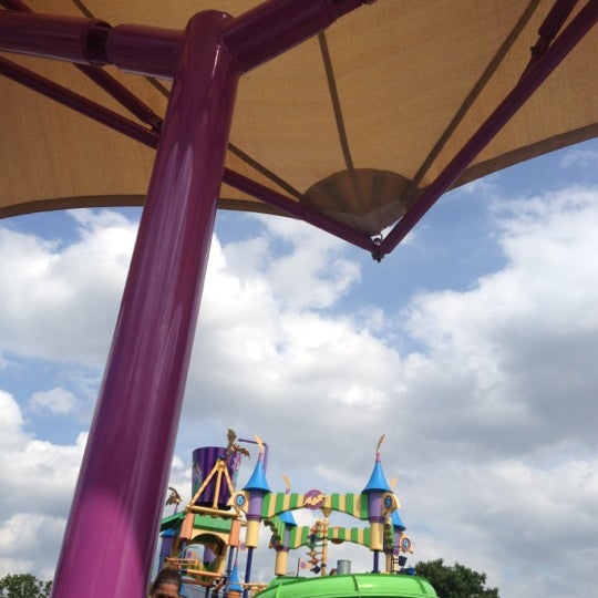 Sesame Place Count's Cabanas - Amusement Park