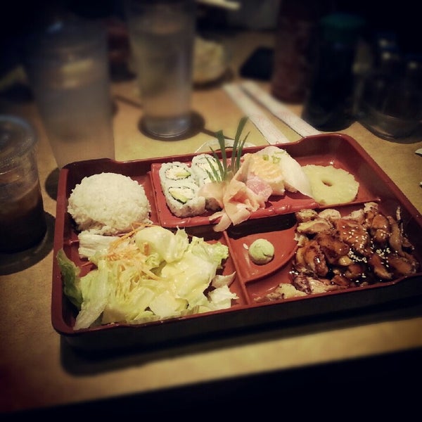 Bento & Noodles - Village Center - 33 tips from 870 visitors