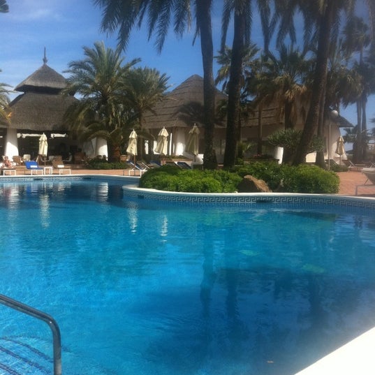 Don Carlos beach club, Marbella - Pool in Marbella