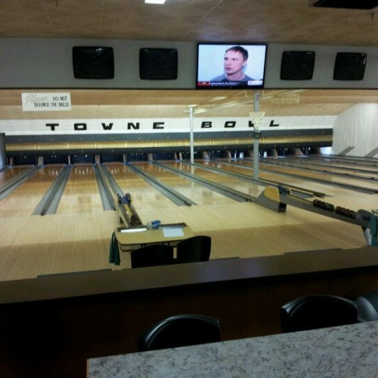 Photos at Towne Bowl - King East - 2 tips
