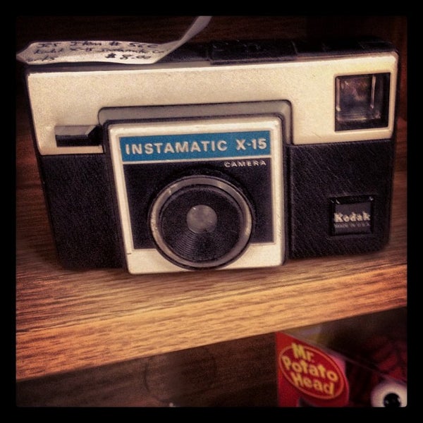 Unique Treasures - Vintage and Thrift Store