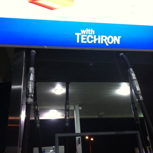 Chevron - 6410 Lemmon Ave