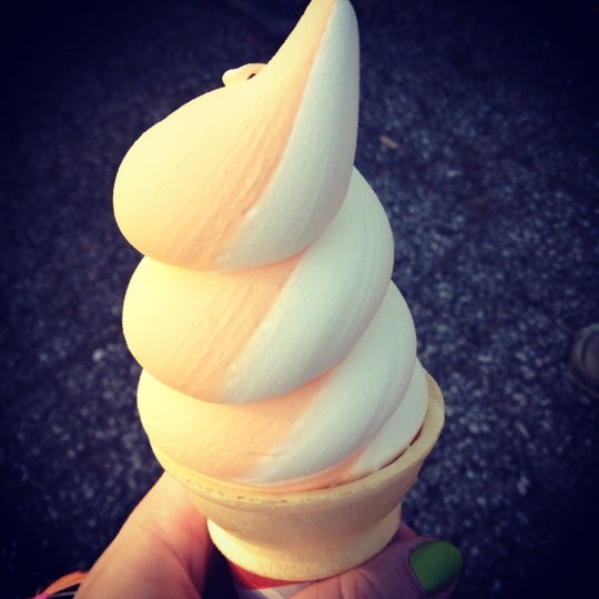 Romp's Dairy Dock - Ice Cream Parlor