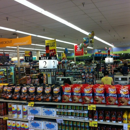 Lucky - Supermarket in Santa Clara