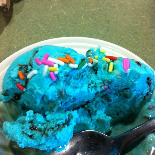 UVM Redstone Dining - College Cafeteria