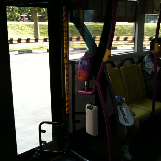 SBS Transit: Bus 165