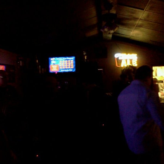 Brookview Tavern & Eatery - Bar in Old Brooklyn