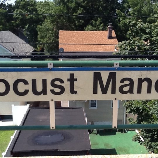 LIRR - Locust Manor Station - St. Albans - Locust Manor, NY